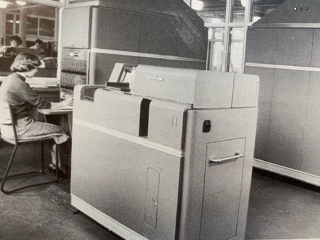 De eerste computer - Erfgoed KNHM-Arcadis